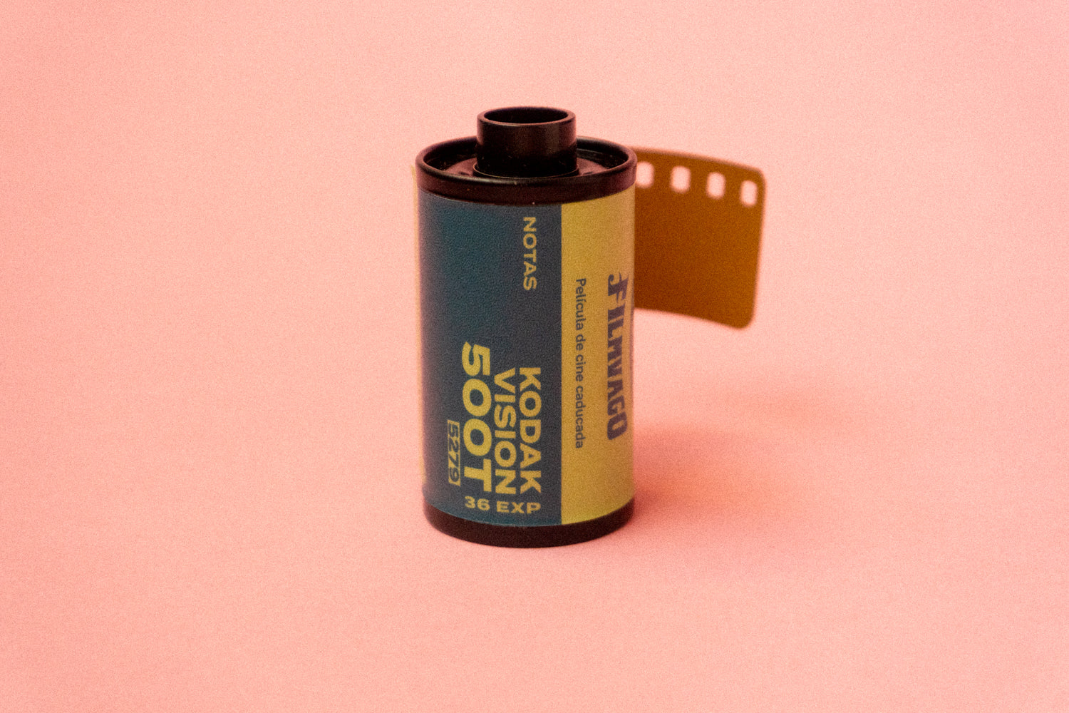 Film Vago 500T Vision 1 (Cadúco) ISO 100-250 36 exp 35mm – Foto Hércules